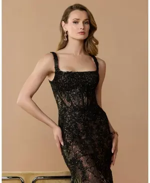 Mac Duggal Petite Sleeveless Embellished Lace Mermaid Gown