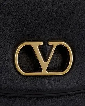Valentino Garavani Djuna Medium Shoulder Bag - Nero