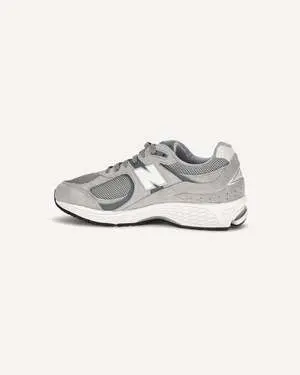 NEW BALANCE 2002r Sneakers - Grey