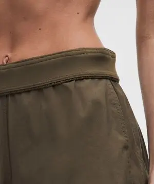 Lululemon Lululinen High-rise Relaxed-fit Short 7 - Olive Brown