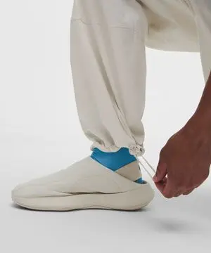 Lululemon Pleated Pull-on Pant