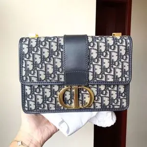 Dior 30 Montaigne Bag