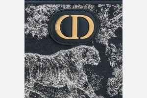 Dior 30 Montaigne Dahlia Wallet