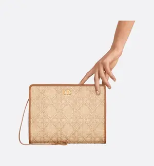 Dior 30 Montaigne Dea Pouch