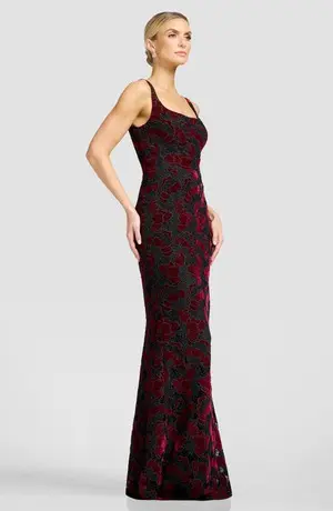 Dress The Population Lorena Floral Velvet Sleeveless Gown