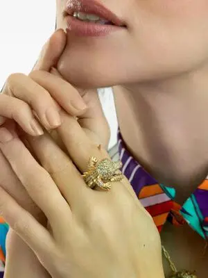 Goshwara Crocodile White Sapphire And Onyx Ring