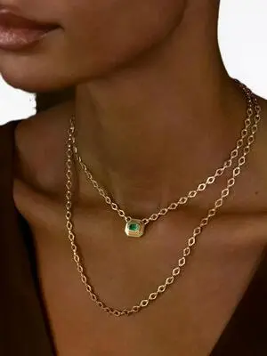 AZLEE Emerald Staircase Medium Necklace