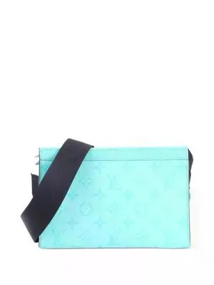 LOUIS VUITTON Gaston Wearable Wallet Monogram Taigarama Crossbody Bag - Green