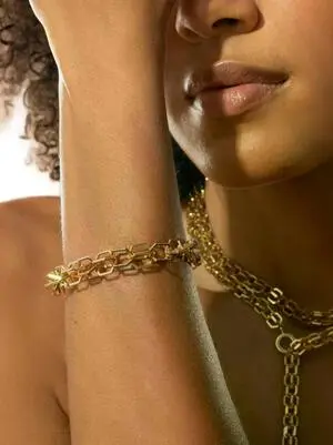 CADAR 18k Yellow Wide Link Bracelet
