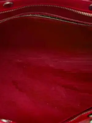 LOUIS VUITTON 2011 Epi Brea Mm Satchel - Red