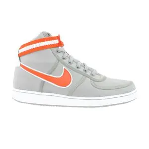 Nike Wmns Vandal Hi High Top Sneakers
