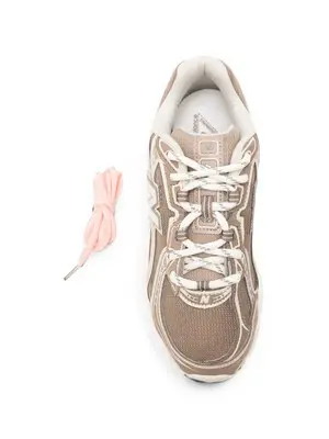 NEW BALANCE 740 Lace-up Sneakers - Brown