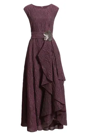 TAHARI ASL Crinkle Taffeta Sleeveless Gown