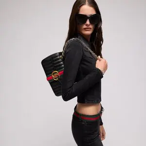 Gucci Gg Marmont Medium Shoulder Bag In Leather