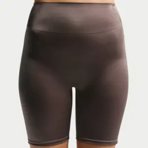 Nike Skims Satin Shine 7" Bonded Biker Shorts