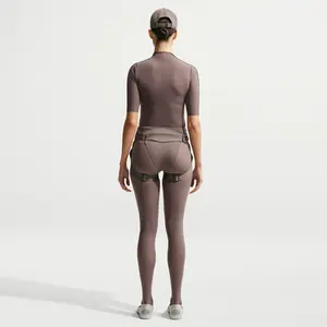 Nike Skims Weightless Short-sleeve T-shirt - Brown