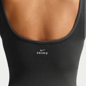 Nike Skims Ribbed Seamless Scoop-neck Bodysuit