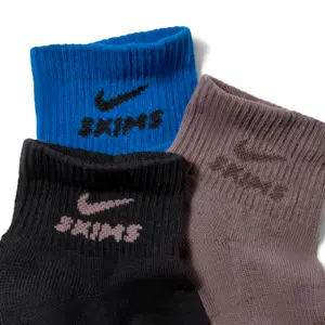 Nike Skims Dri-fit Quarter Sock