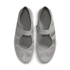 Nike Skims Rift Satin Shoes