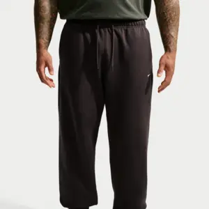Nike Solo Fleece Cuffed Pants