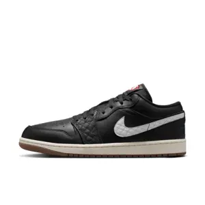 JORDAN 1 Low Se Athletic Shoes - Black