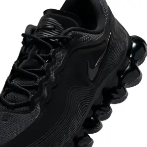 Nike Liquid Max Sneakers - Black