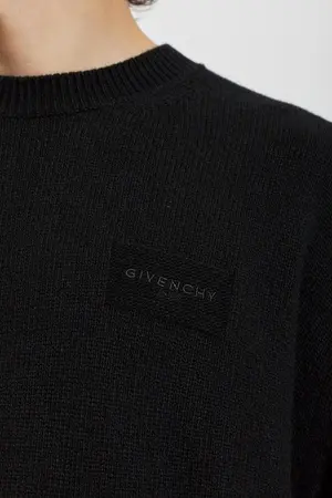 Givenchy Crew Neck Long-sleeved Knitwear