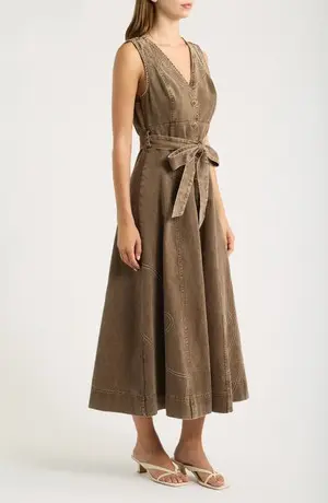 Moon River Western Sleeveless Midi Dress