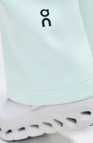 On Focus Tech Wide Leg Sweatpants