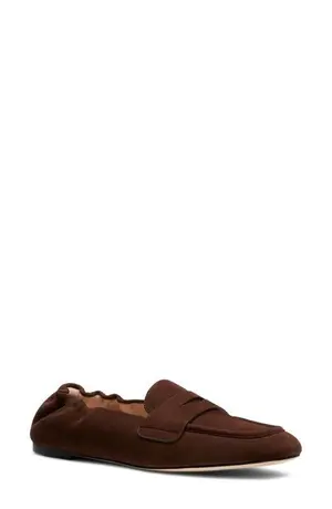 STUART WEITZMAN Bryant Leather Loafer - Walnut