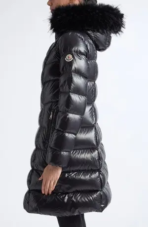 Moncler Quilted Down Coat With Faux Fur Trim - Black