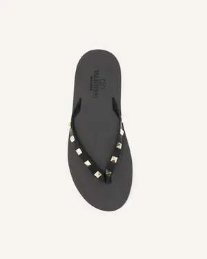 Valentino Garavani Rockstud Thong Sandals
