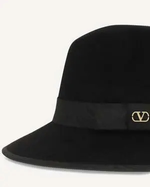Valentino Garavani Vlogo Signature Hat