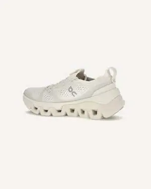 On X Tempo Athletic Sneakers - Cream