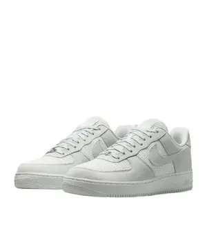 Nike Force 1 '07 Lv8 Low-top Sneakers