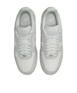 Nike Force 1 '07 Lv8 Low-top Sneakers