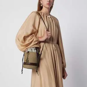 Chloé Charms Basket Bag In Natural Fibers - Brown