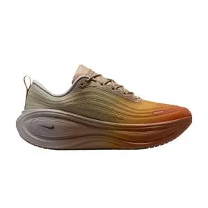 Nike Vomero Plus 'cheat Day Cheeto Dust' Brown