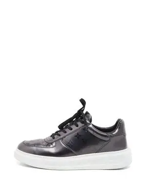 LOUIS VUITTON Beverly Hills Monogram Sneakers - Grey