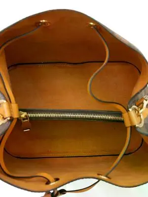 LOUIS VUITTON Damier Ebene Neonoe Mm Bucket Bag