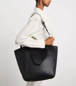 Harrods Medium Leather Freya Tote Bag