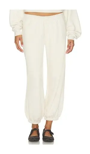SKIMS Drapey French Terry Cropped Low Rise Jogger