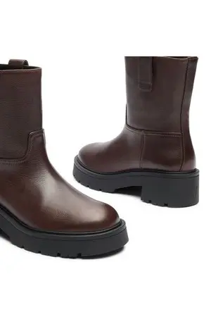 STUART WEITZMAN Mid-calf Leather Booties With Lug Sole - Walnut