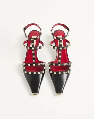 Valentino Garavani Rockstud Pointed-toe Pumps - Black