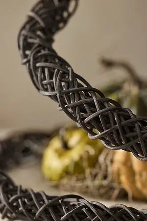TERRAIN Rattan Ve Coiled Snake