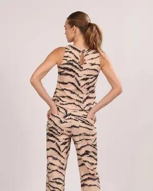 Las Surenas Feline Print Denim Tank Top
