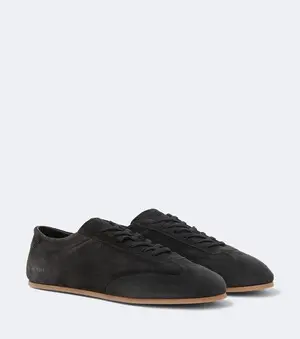 COMMON PROJECTS Driving Suede Sneakers - Black