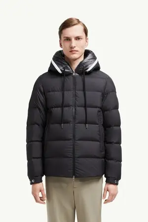 Moncler Cardere Hooded Short Down Jacket