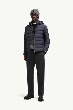 Moncler Arneb Hooded Short Down Jacket - Blue