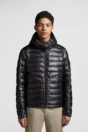 Moncler Lauros Short Down Jacket